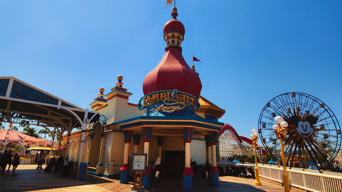Pixar Pier Dining: Lamplight Lounge Experience - Destination DizN and ...
