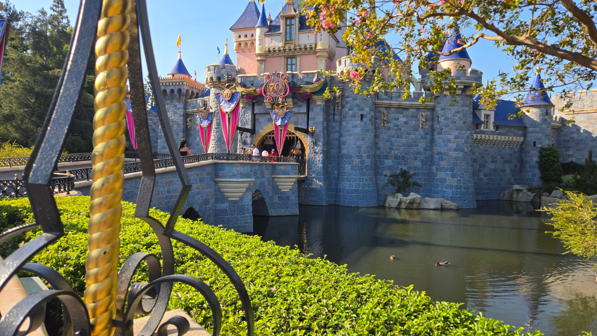 Big 2026 Disney Vacation Deals: $50 Kids Tickets, Disneyland Hotel ...